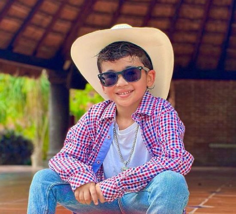 Junic el Famoso: niño cubano de 6 años que revoluciona la música infantil | cubanosfamosos.com
